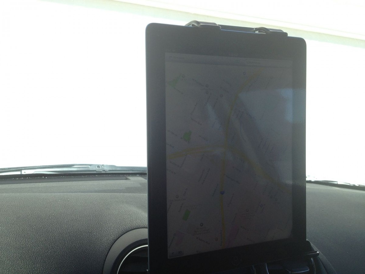 Bracketron Universal Tablet Window/Dash Mount Review (Mobile ...